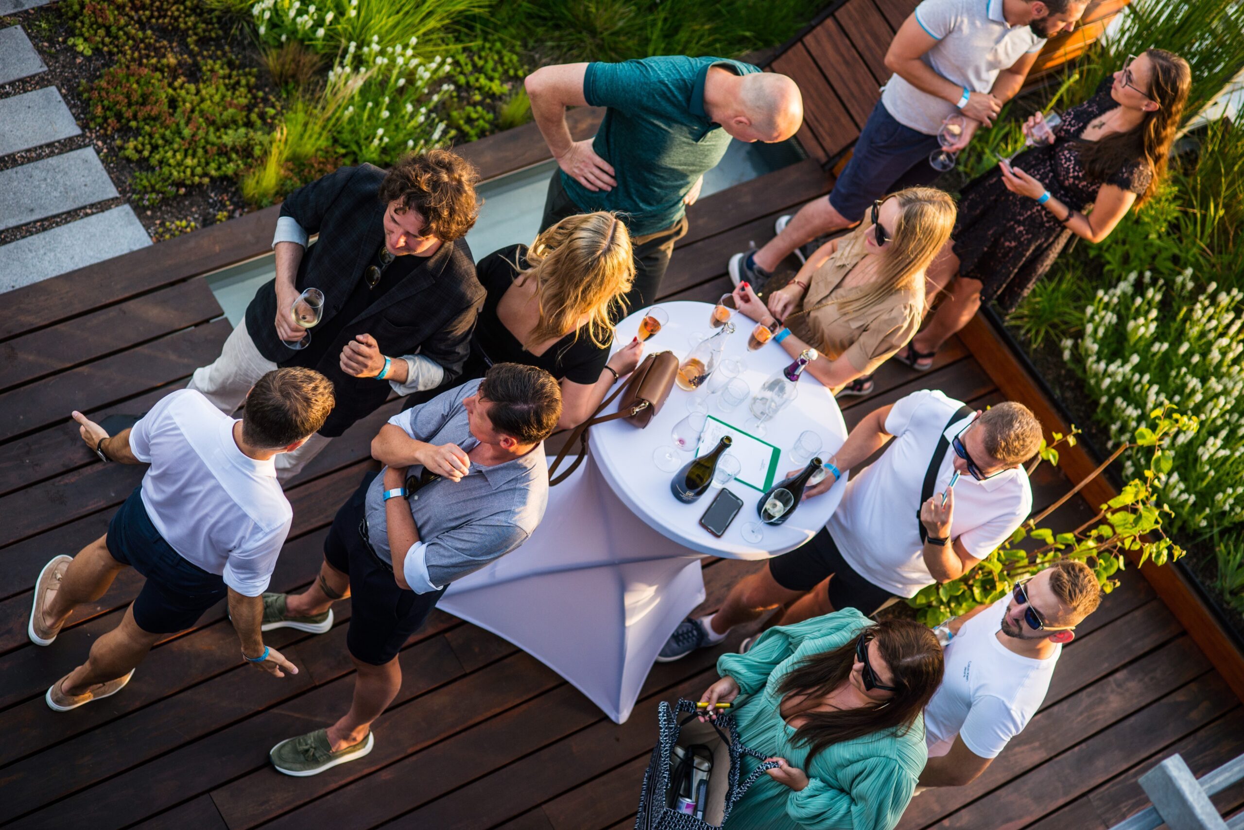 Léto v Olomouci bude plné hudby, drinků a výhledů. Rooftop Fun se vrací ...